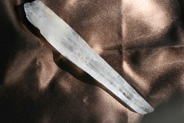 Crystal-Wizard Crystals and Gems for Healing both physical and ...